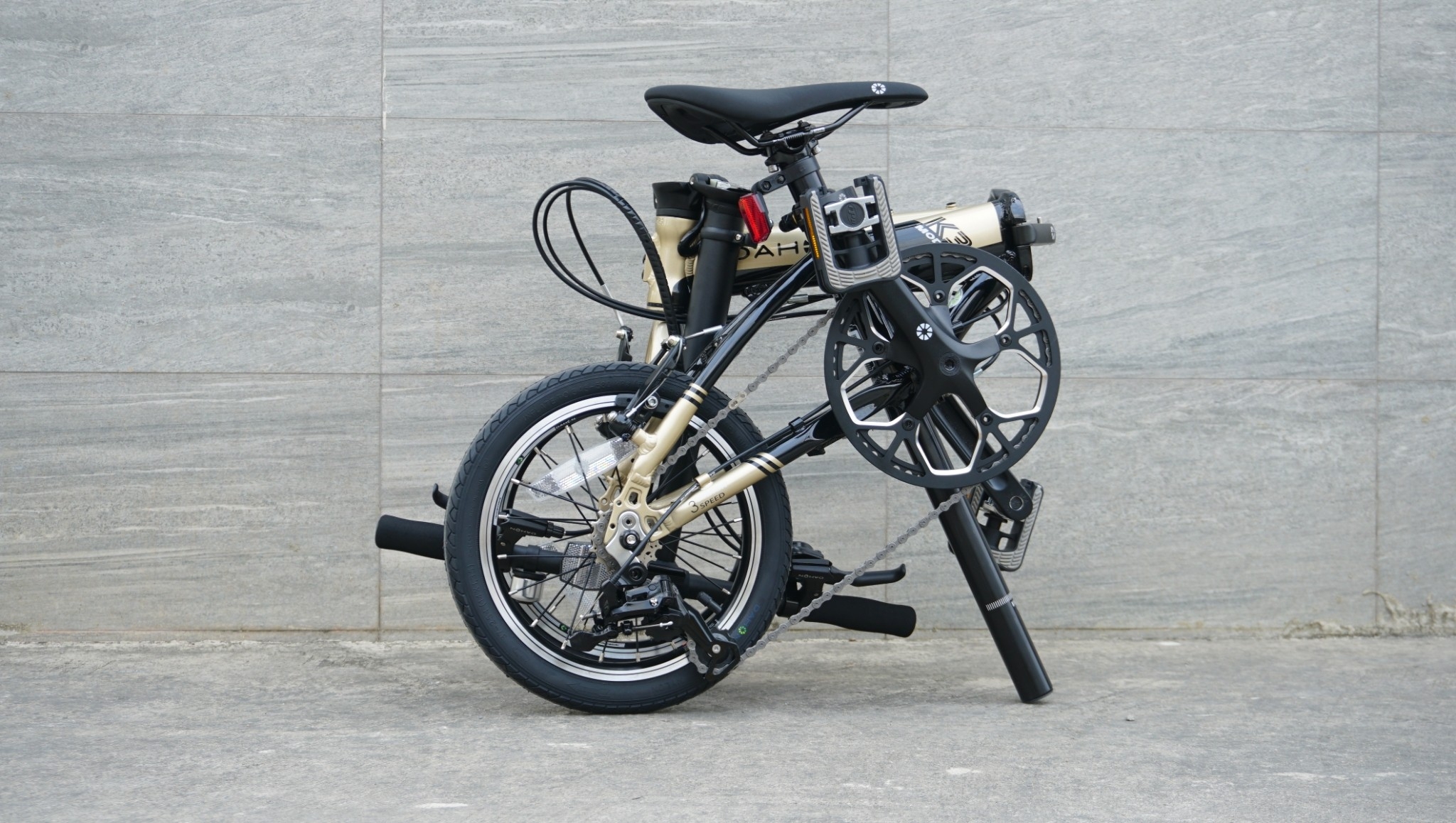 NaiPhonBike • dahon K3